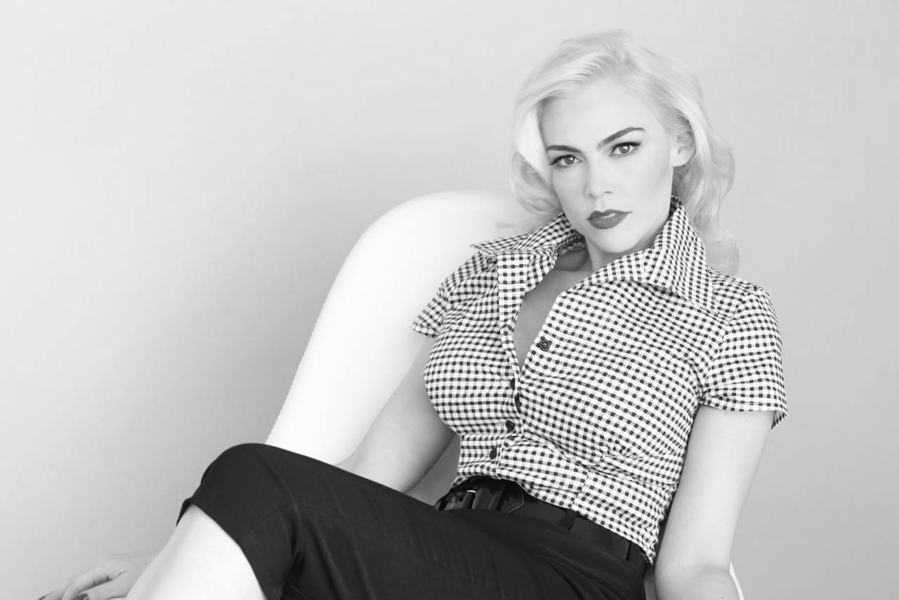 Fresh Music Thursday: Brenna Whitaker : an explosive voice and a ...