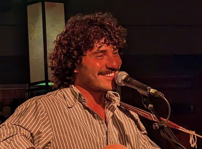 Three beautiful acoustic folk pop artists that you’ll want to have in ...