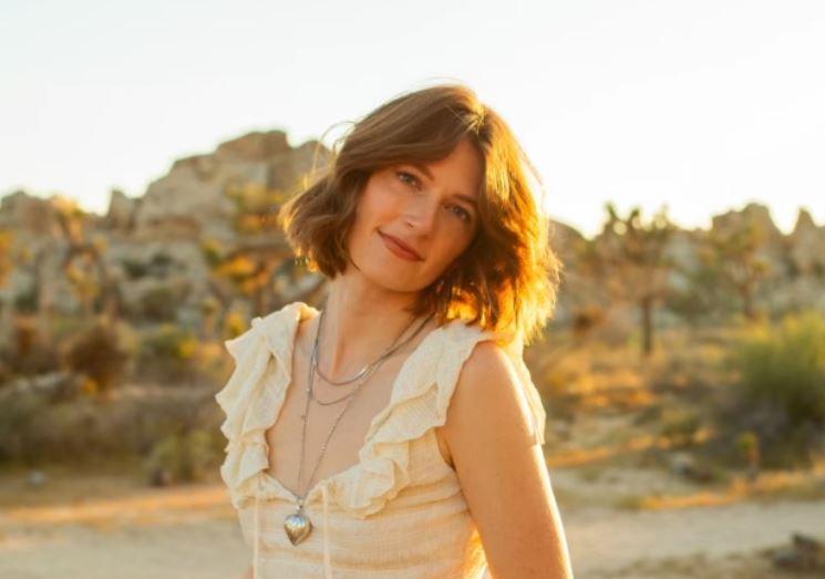 Three beautiful folk singer songwriter songs that will make you take ...